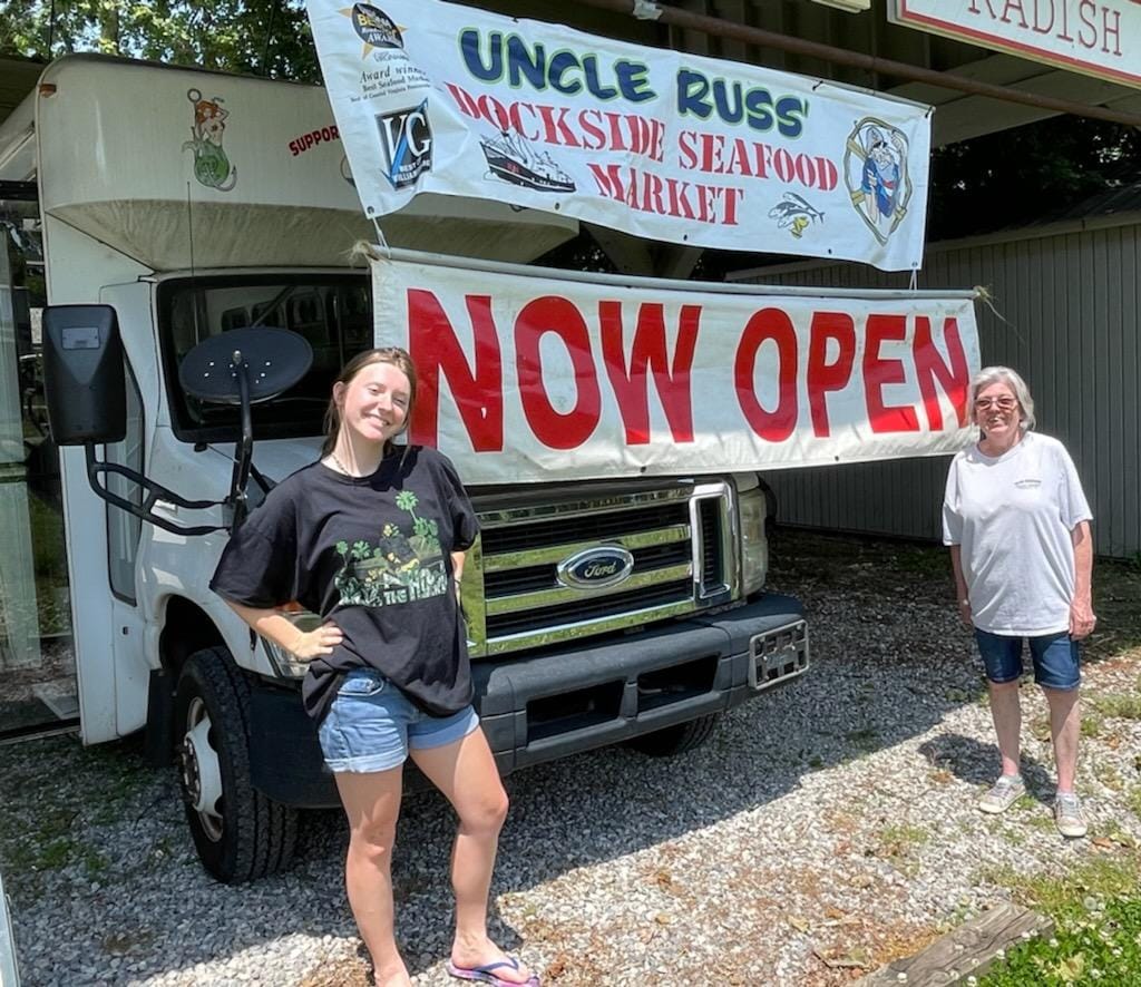 Uncle Russ’ Dockside Market – The Buck Stays Here